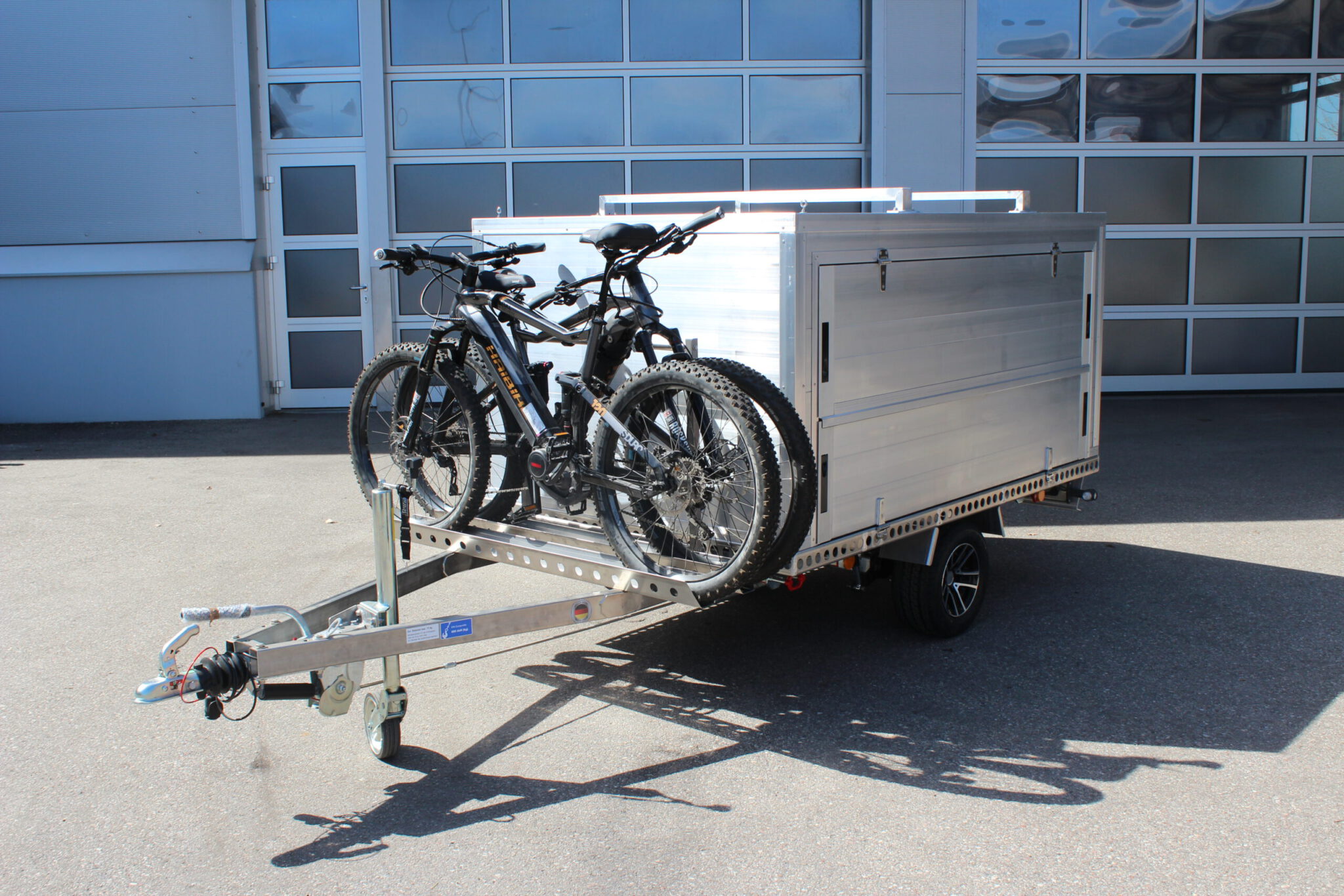 Uberholverbot Pkw Mit Anhanger 100 Km H